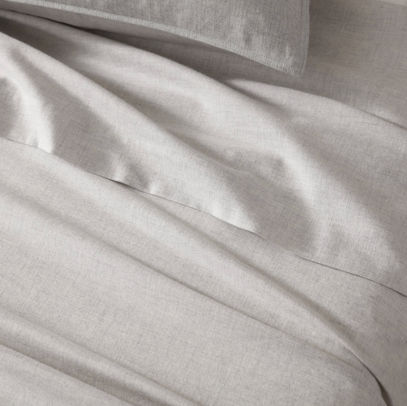 Reversible Cotton Cashmere Fitted Sheet | Vera Wang – Harriet Home